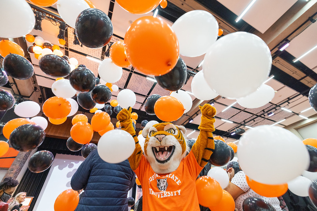 First-Year Students | Orientation, Transition, and Family Programs ...